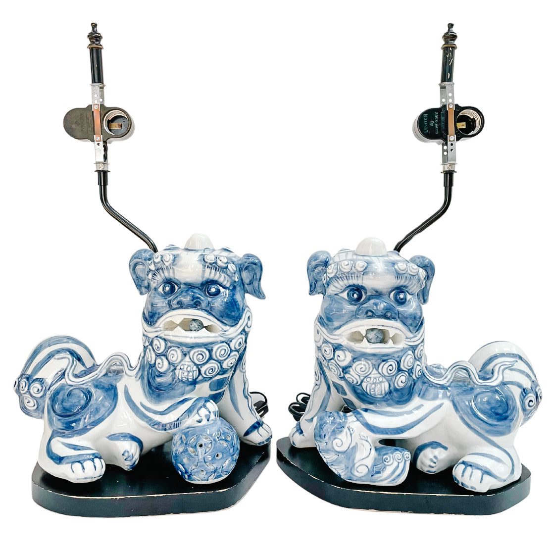 Pair of Chinoiserie Blue and White Ceramic Foo Dog Table Lamps – House ...